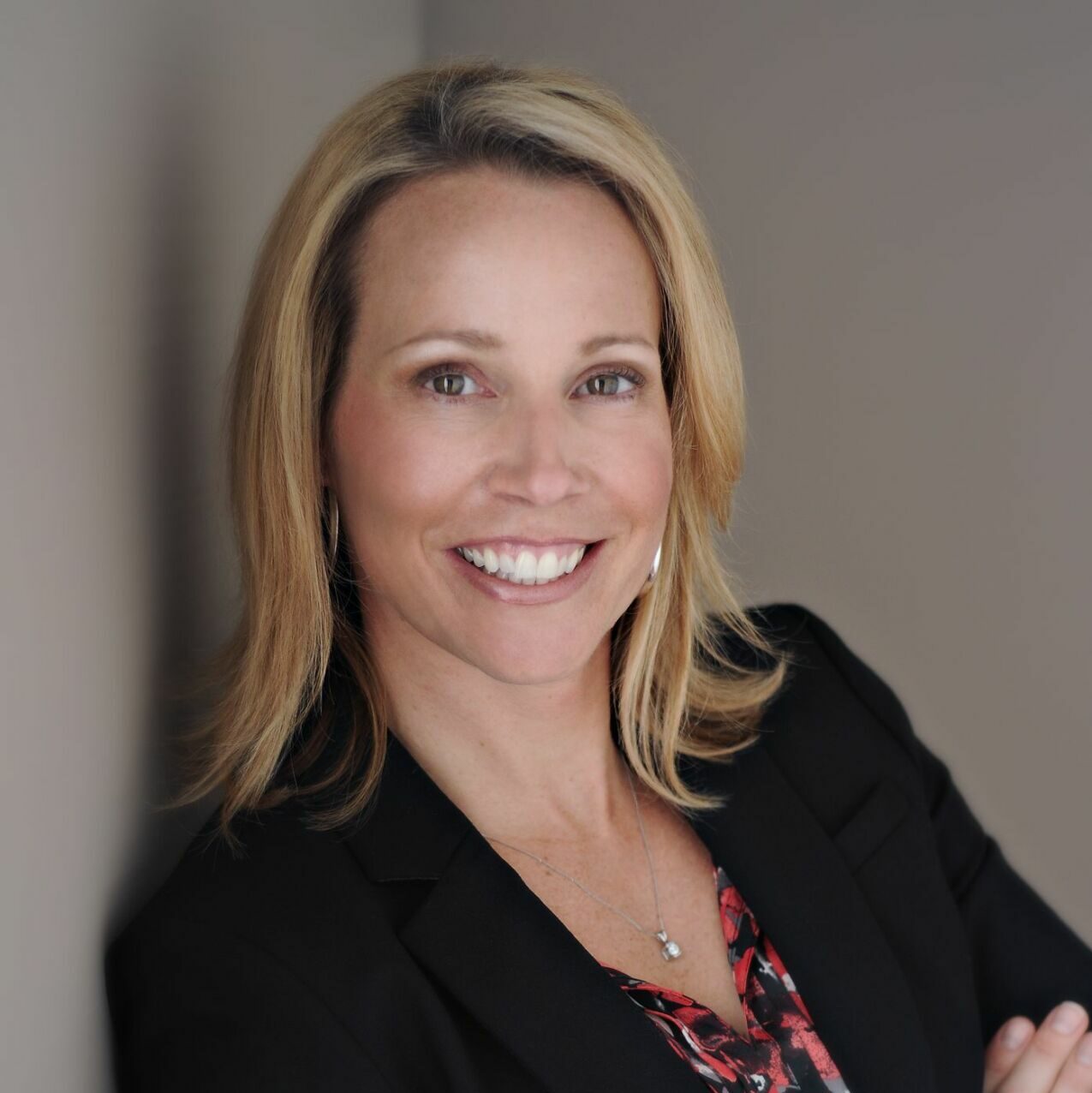 Michelle P. Lewis - Tom Mrakas | Mayor of Aurora